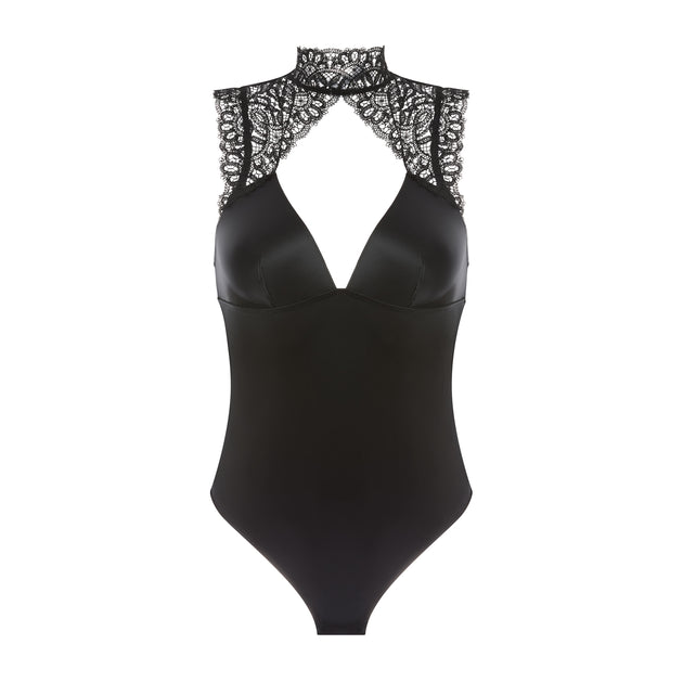 Symphonie & Love Me – We Fit Lingerie